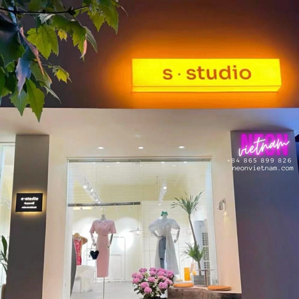 S Studio Dress Frameless Light Box Sign - Neon Viet Nam