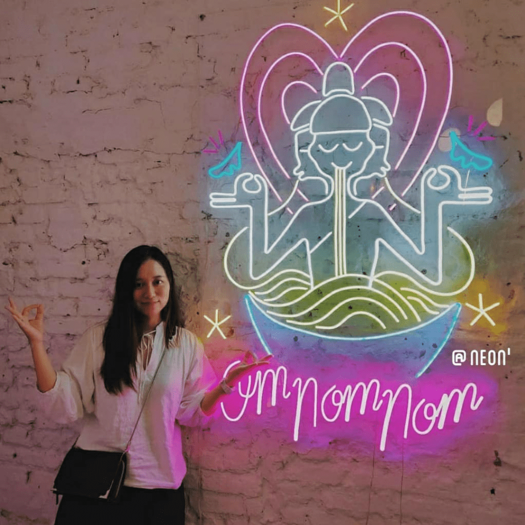 Om Nom Nom Led Neon Sign - Neon Viet Nam